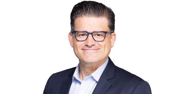 Meet 2023 Luminary Award Recipient Jay Laabs ’98 | Wisconsin Alumni ...